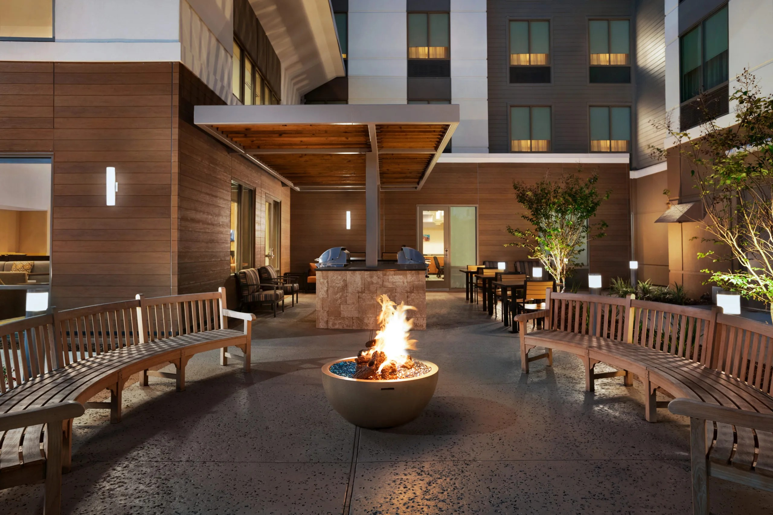 Franchise Short and Long-Term Stay Hotels | Landingplace Hotels